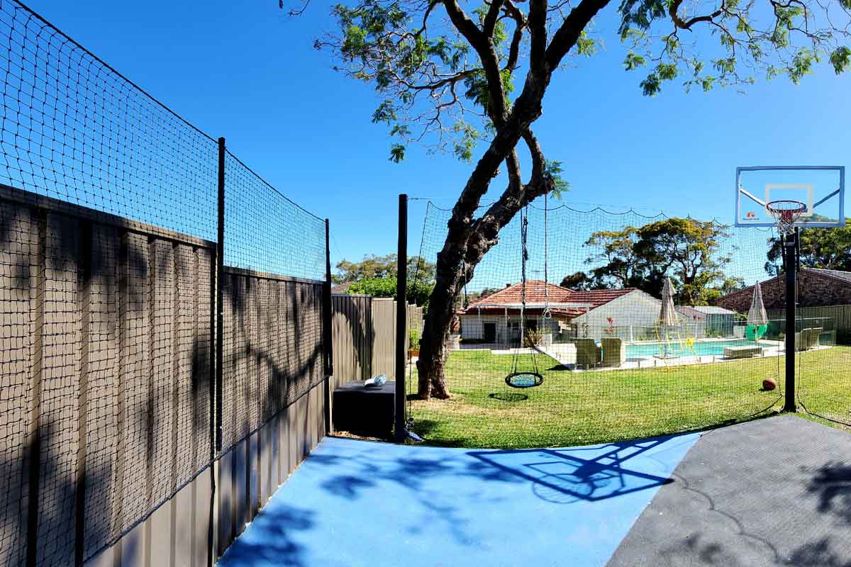 3m Fence Mounted Support Post – Haverford